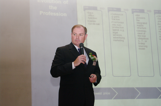 피플 / 톰 데리(Tom Derry) ISM 회장을 만나다